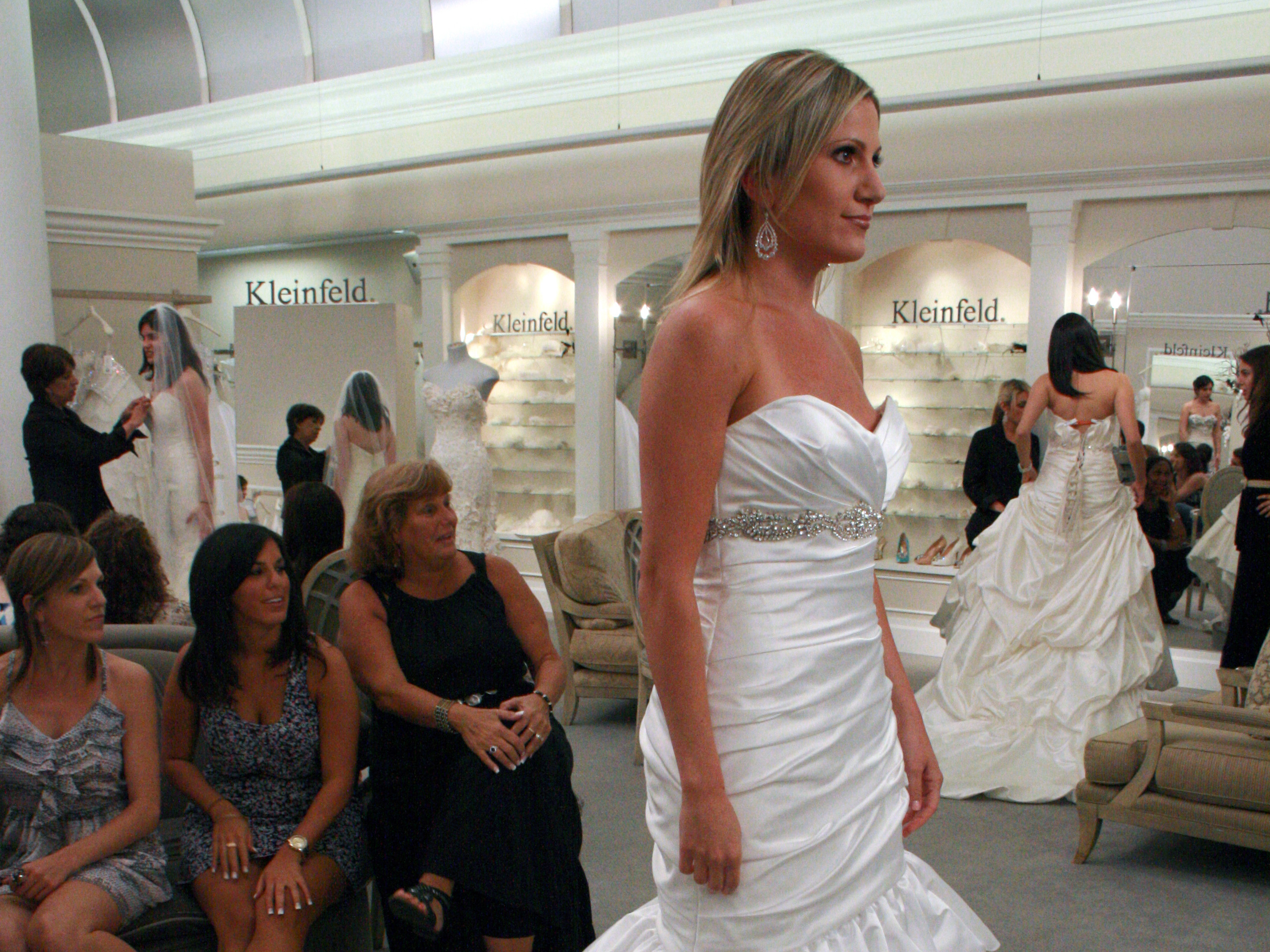 Prime Video: Say Yes To The Dress - Season 7