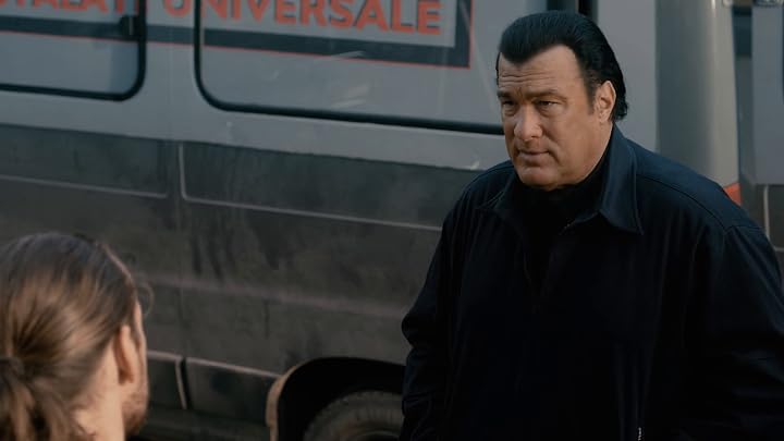 Amazon.com: Born to Raise Hell : Steven Seagal, Dan Badarau, Darren ...