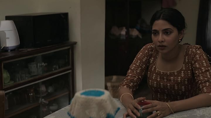 Amazon.com: Ammu : Aishwarya Lekshmi, Naveen Chandra, Simha, Charukesh Sekar, Charukesh Sekar ...