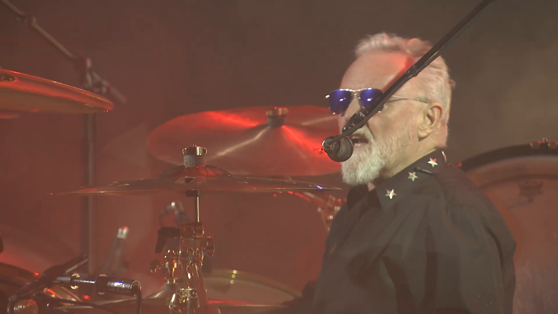 Amazon.com: Queen + Adam Lambert - Live Around The World : Queen, Adam ...