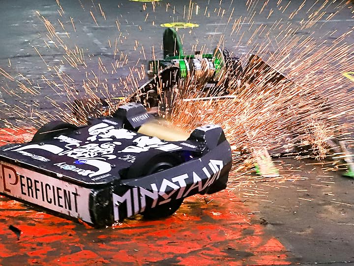 Amazon.com: BattleBots - Season 8 : Kenny Florian, Chris Rose, Wyatt ...