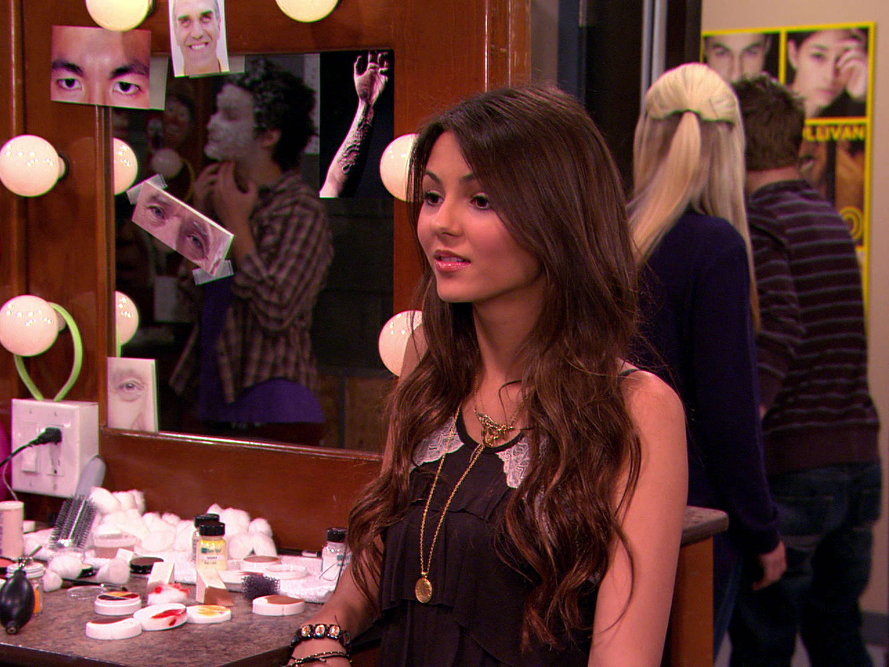 Prime Video: Victorious Season 1