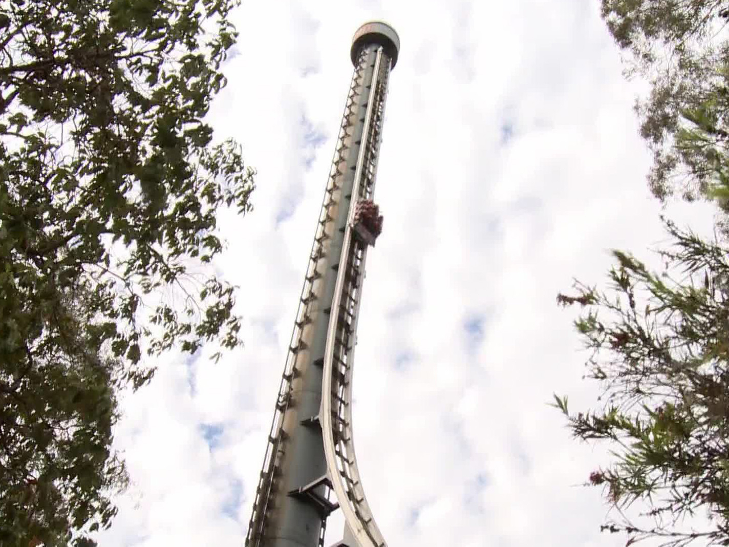 Prime Video: Insane Coaster Wars: World Domination - Season 1