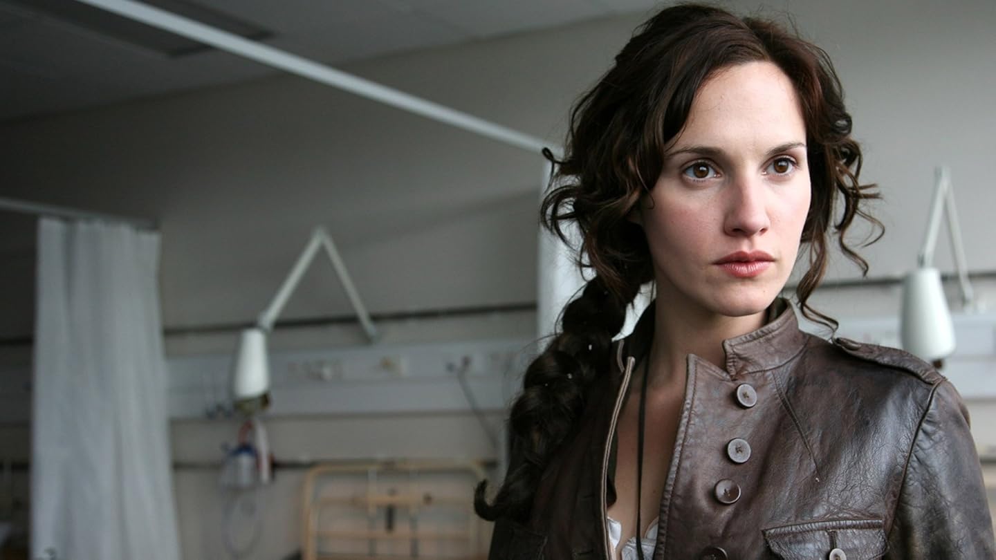 Watch Primeval Season 4 | Prime Video