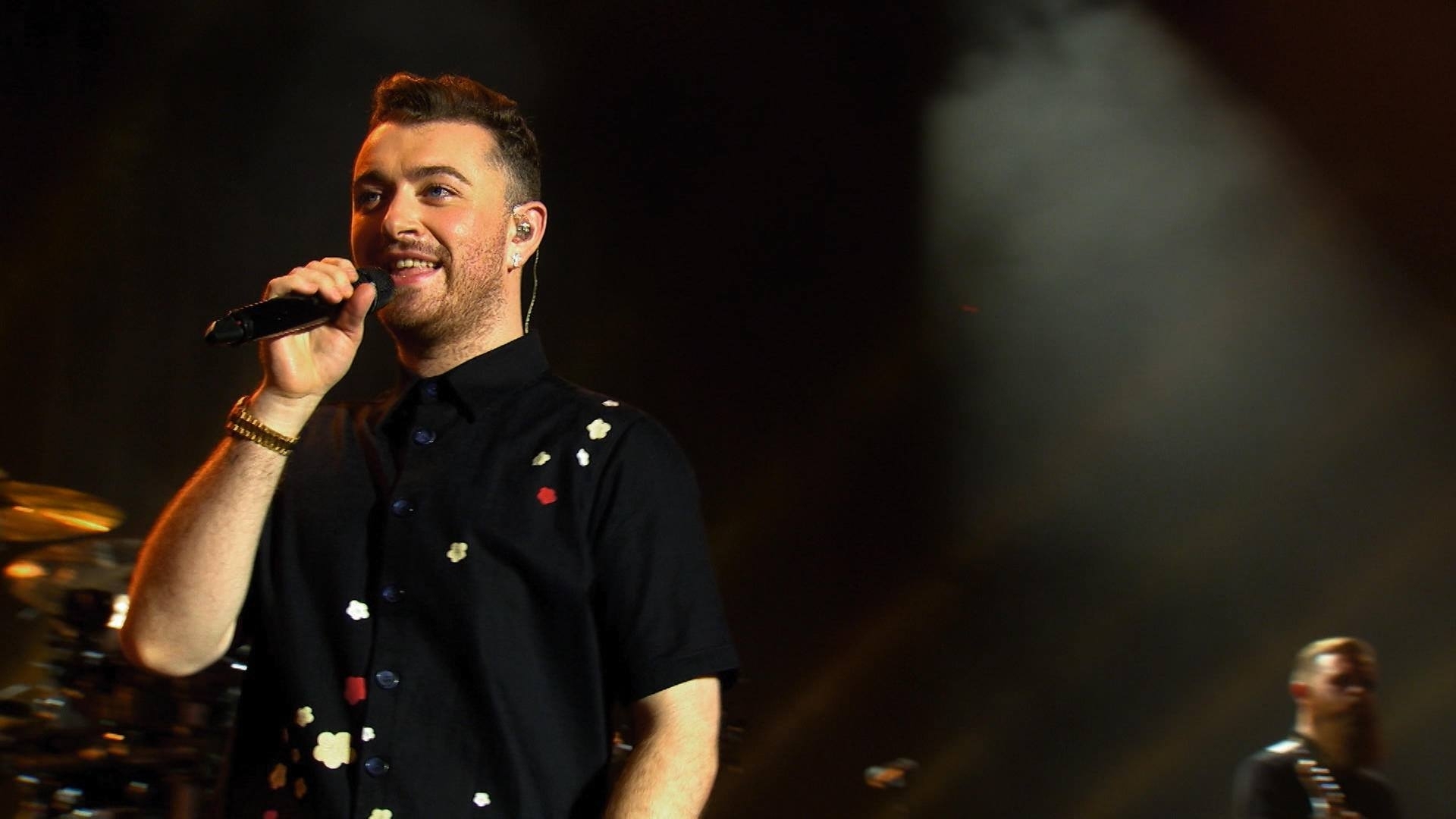 Prime Video: Sam Smith - Live at V Festival 2015
