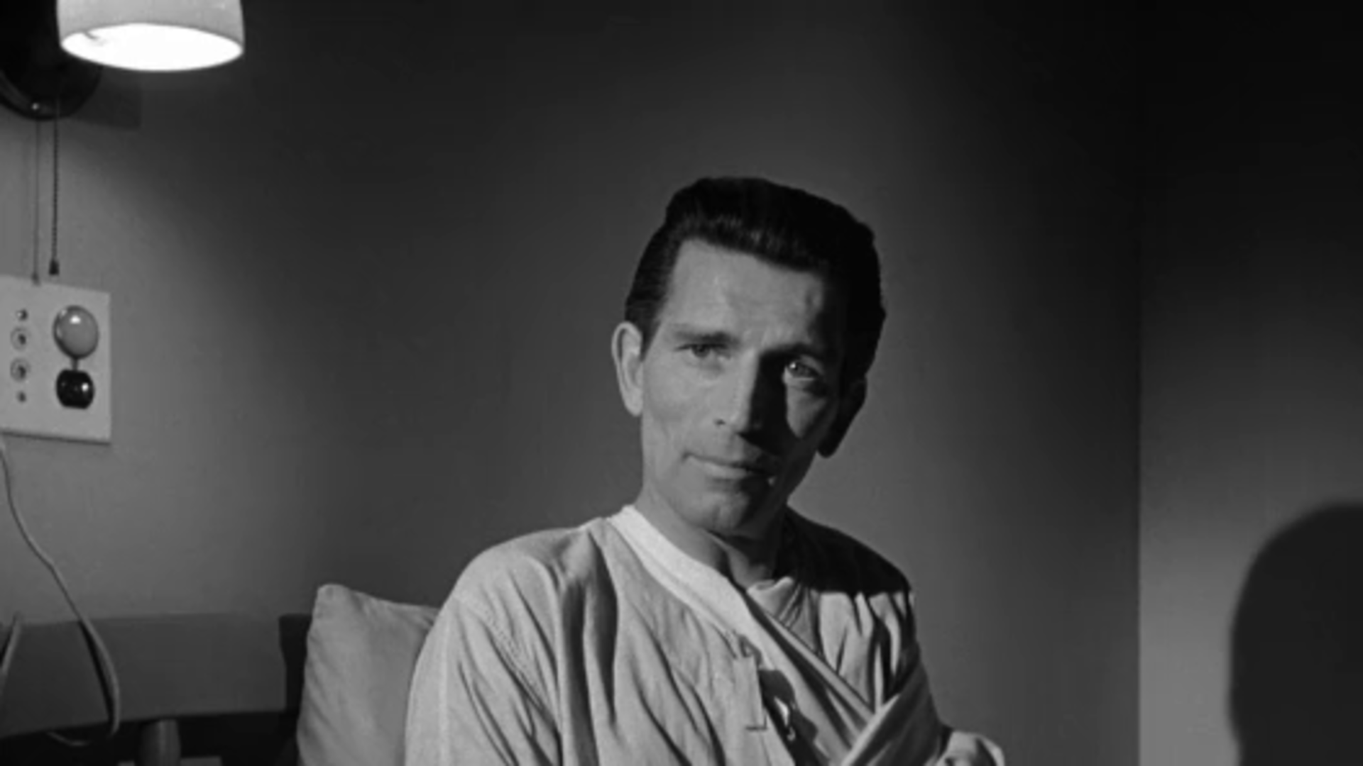 Amazon.com: Day the Earth Stood Still, The (1951) : Michael Rennie ...