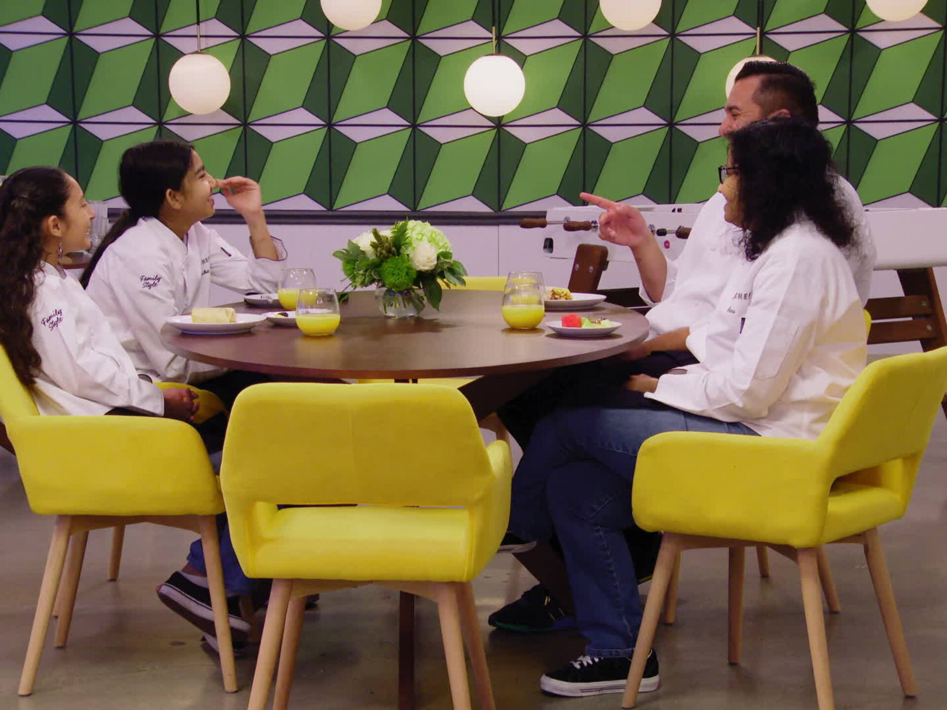 Prime Video: Top Chef: Family Style - Season 1