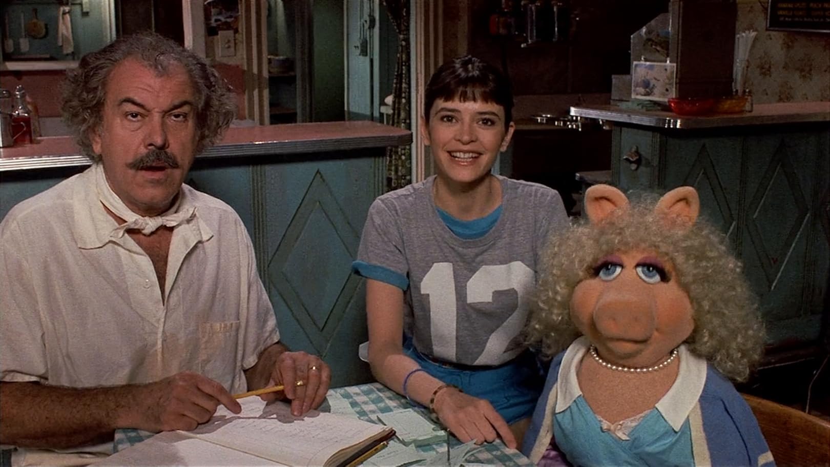 Amazon.com: The Muppets Take Manhattan : Jim Henson, Juliana Donald ...