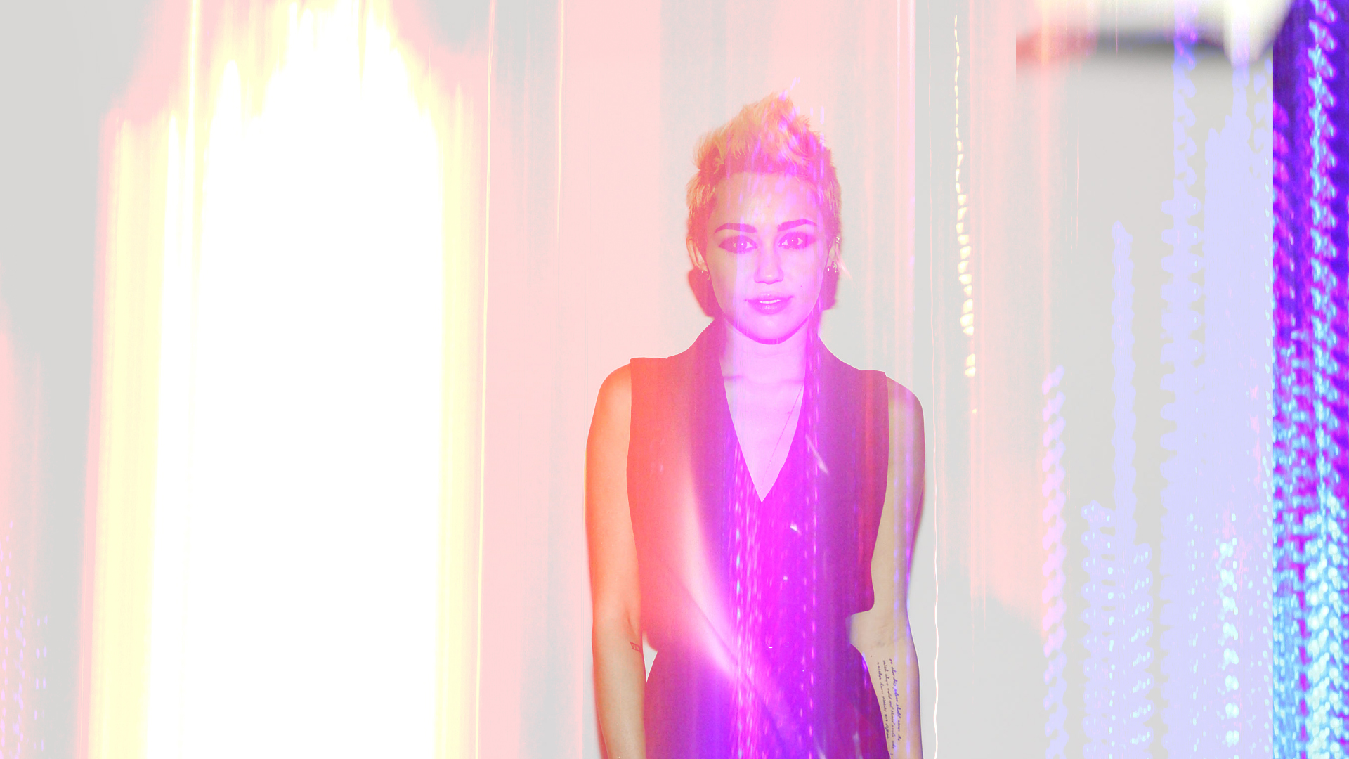 Prime Video: Miley Cyrus: Xplicit