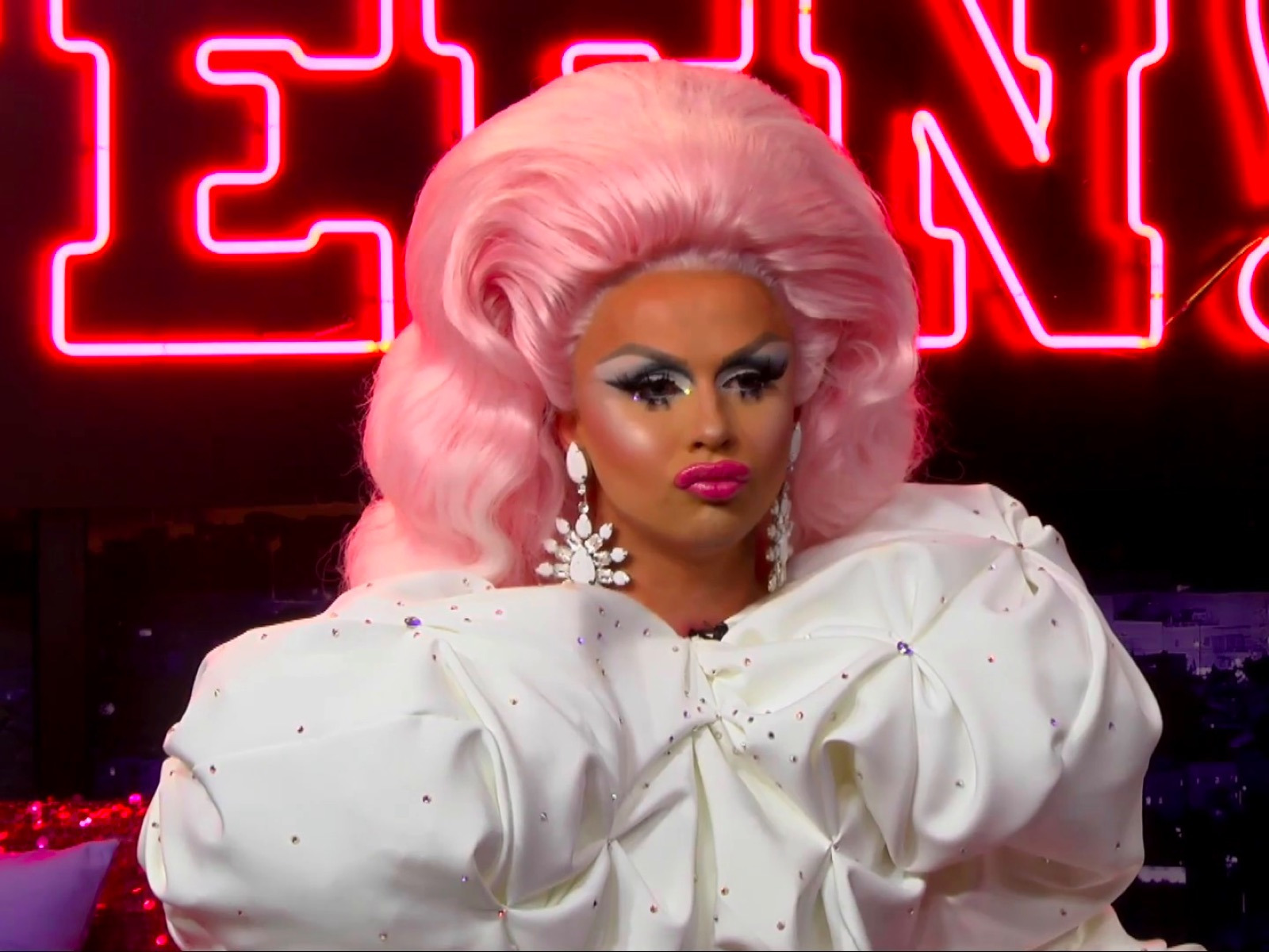 Prime Video: Look At Huh