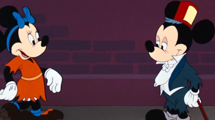 Amazon.com: Mickey & Minnie 10 Classic Shorts - Volume 1 : Ub Iwerks ...