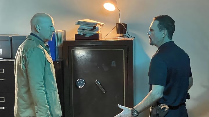 Prime Video: Wire Room: sorvegliato speciale