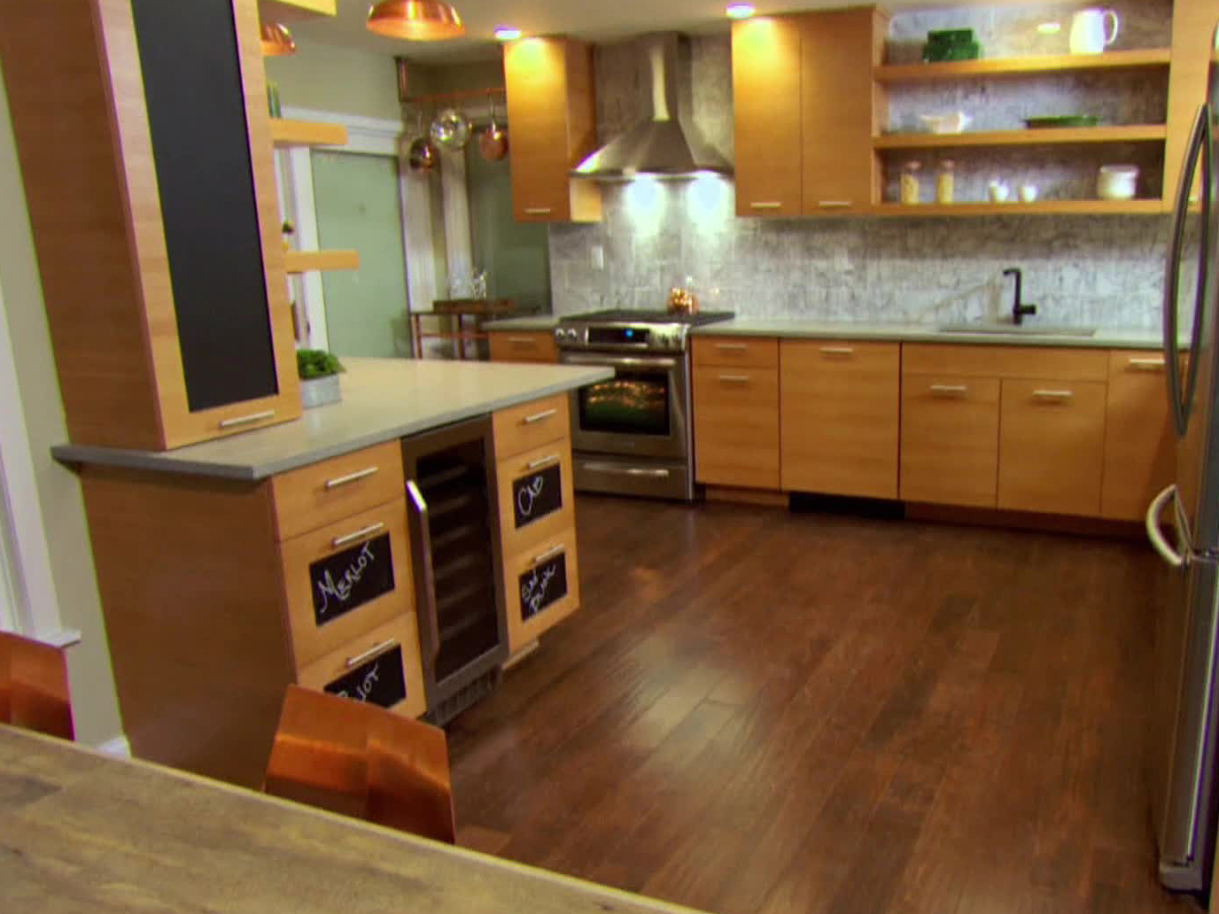 Prime Video: Kitchen Crashers - Season 5