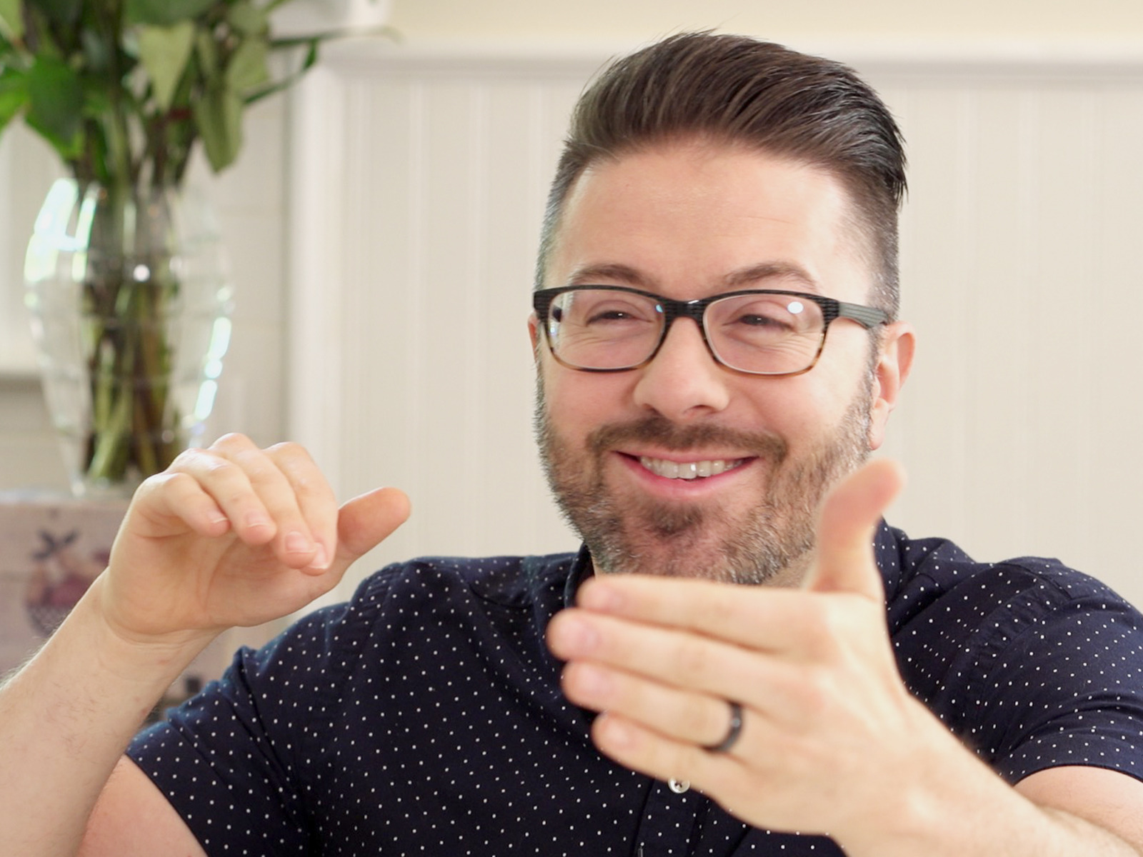 Prime Video: Dinner Conversations with Mark Lowry and Andrew Greer