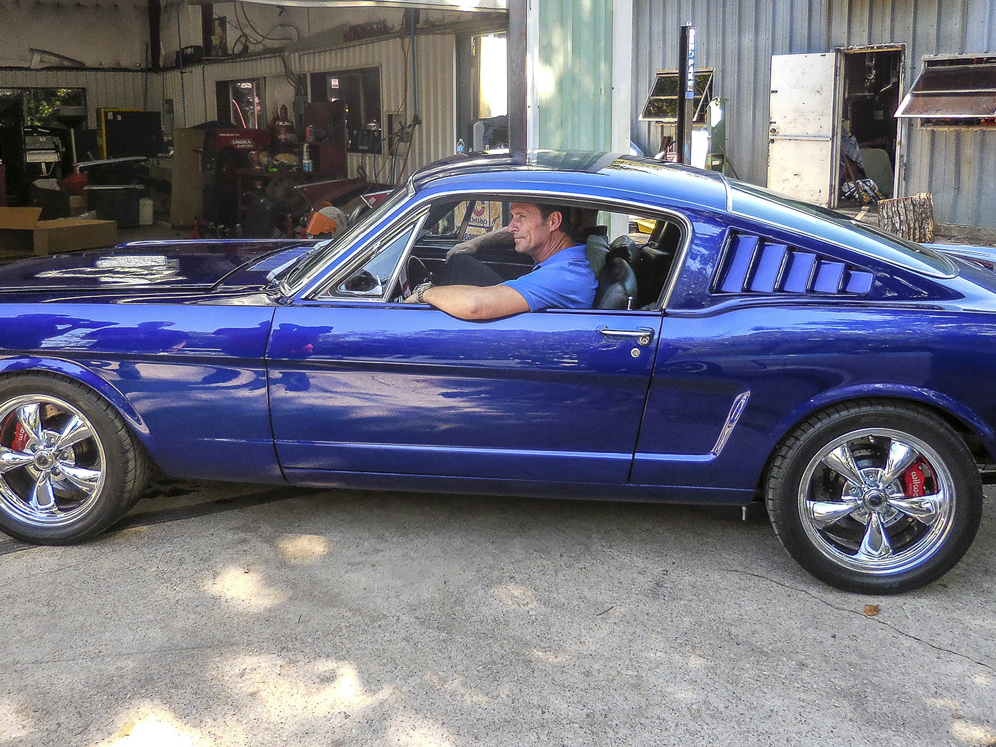 Prime Video: Misfit Garage - Season 1