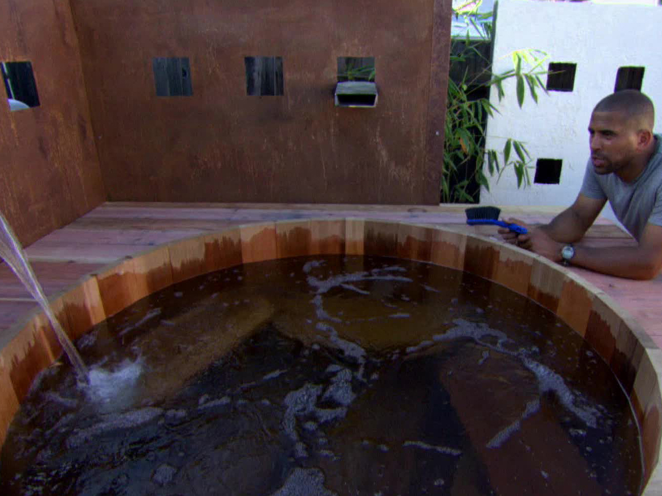 Prime Video: Yard Crashers - Season 6