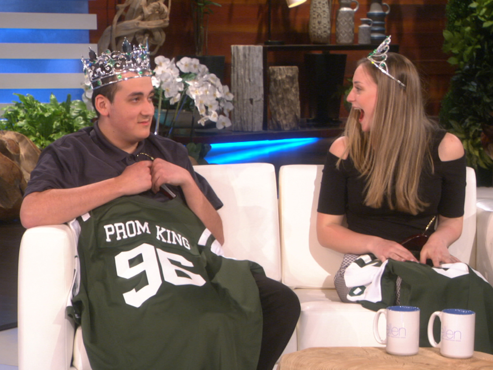 Prime Video: Ellen Meets Inspiring People