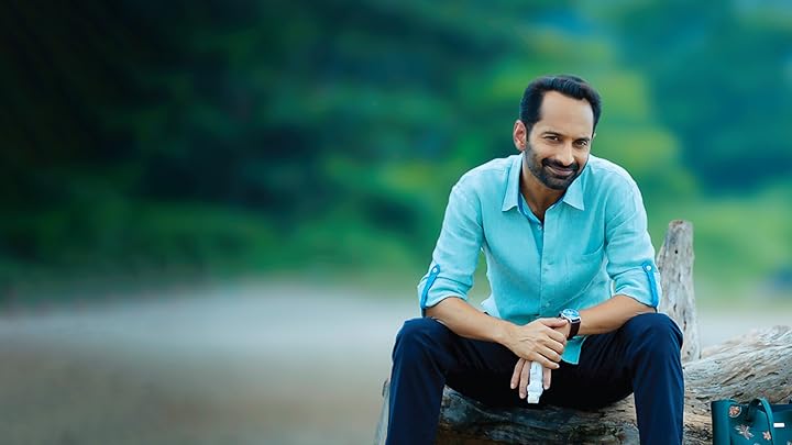 Amazon.com: Pachuvum Athbutha Vilakkum : Fahadh Faasil, Anjana ...