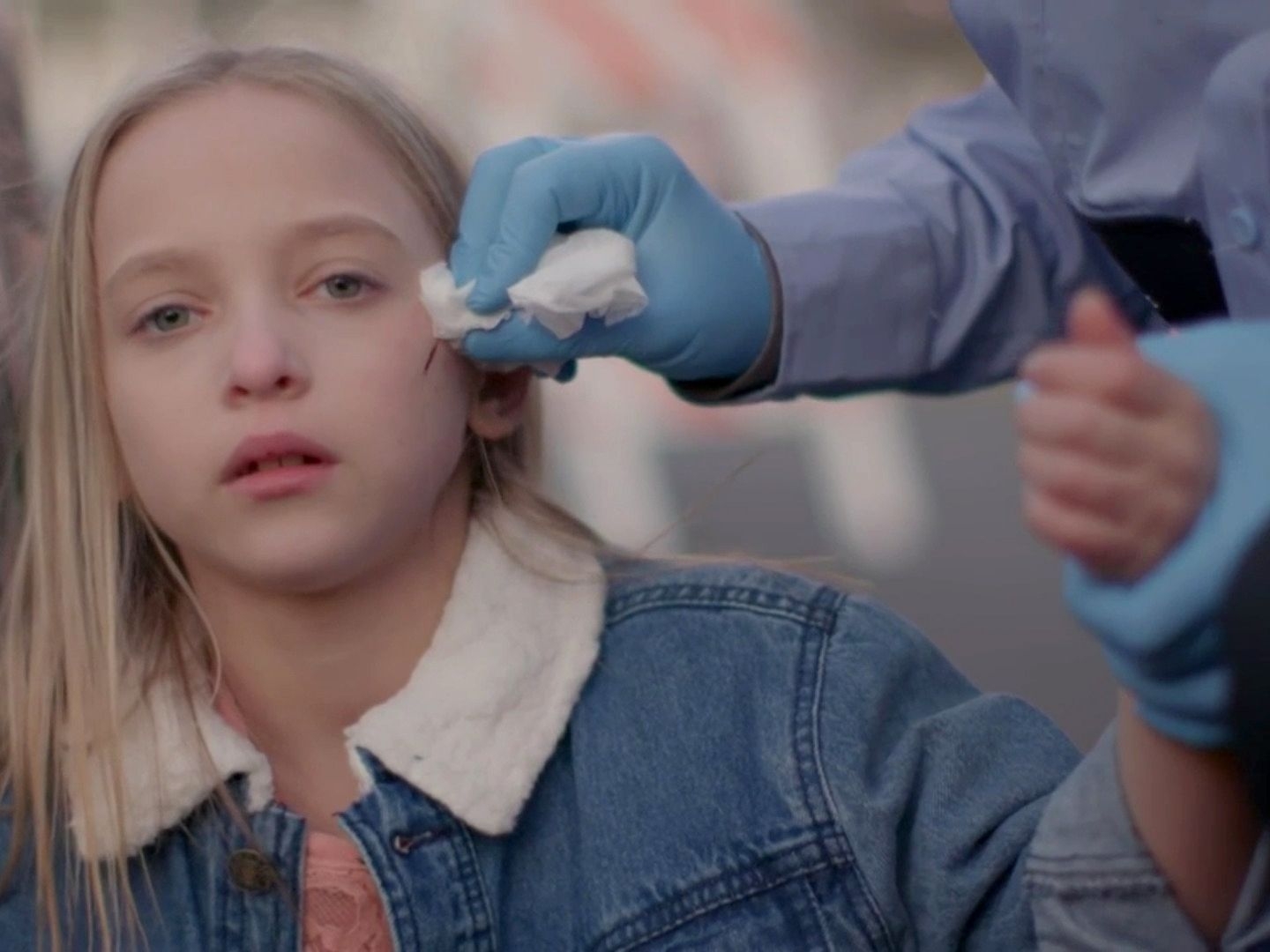 Robin Lindsey's Instagram, Twitter & Facebook on IDCrawl