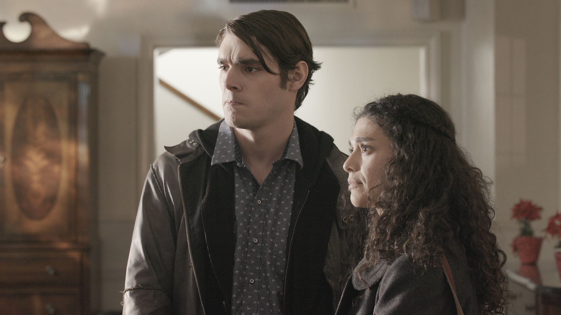 Amazon.com: Carol of the Bells : Yuly Mireles, RJ Mitte, Elijah Maximus ...