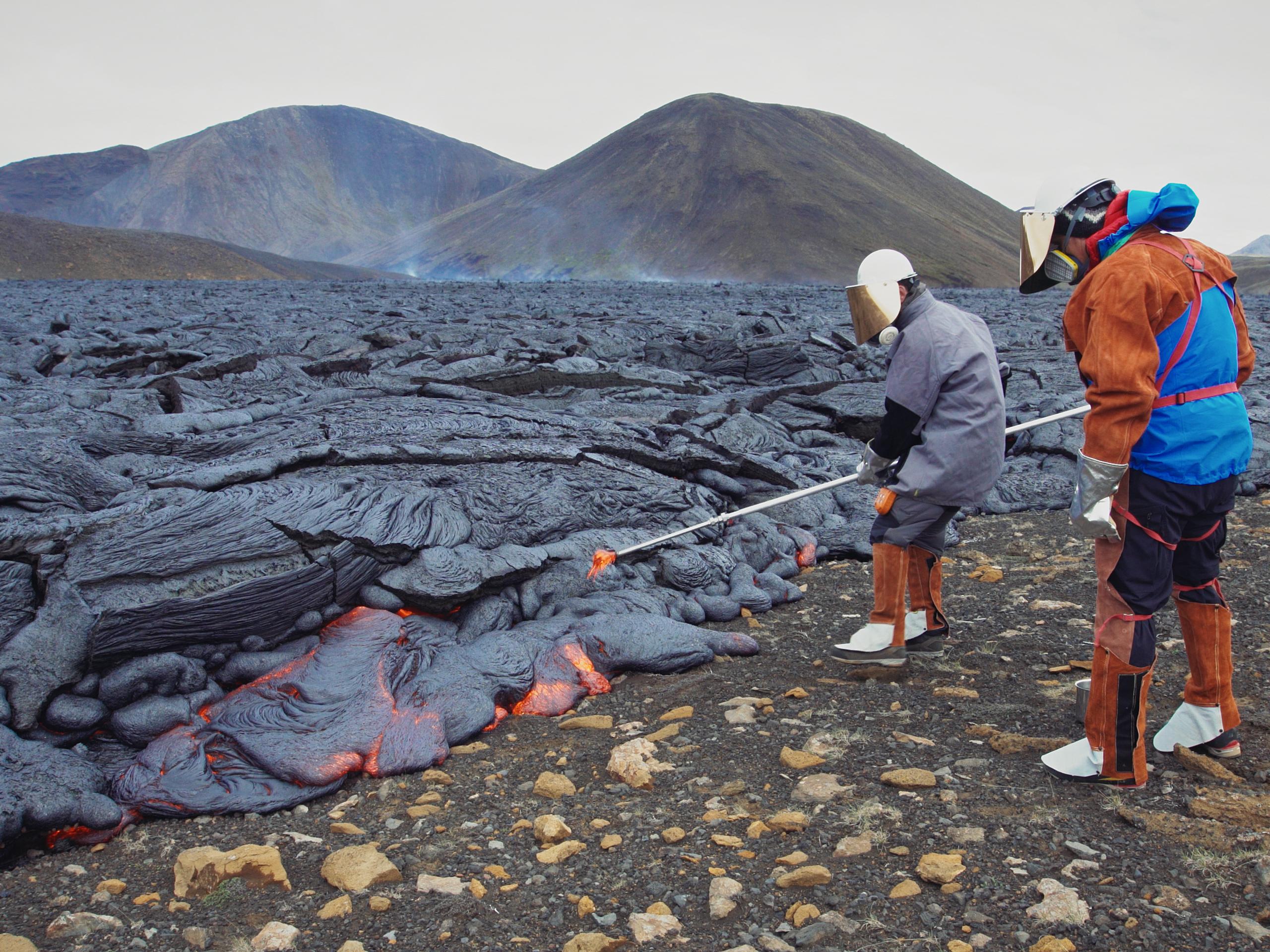 Prime Video: Living With Volcanoes