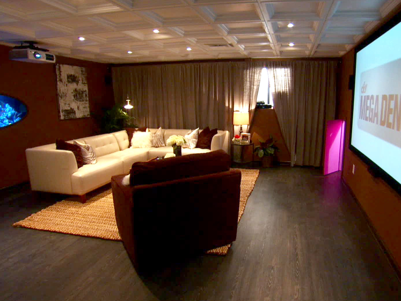 Prime Video: Mega Dens - Season 1