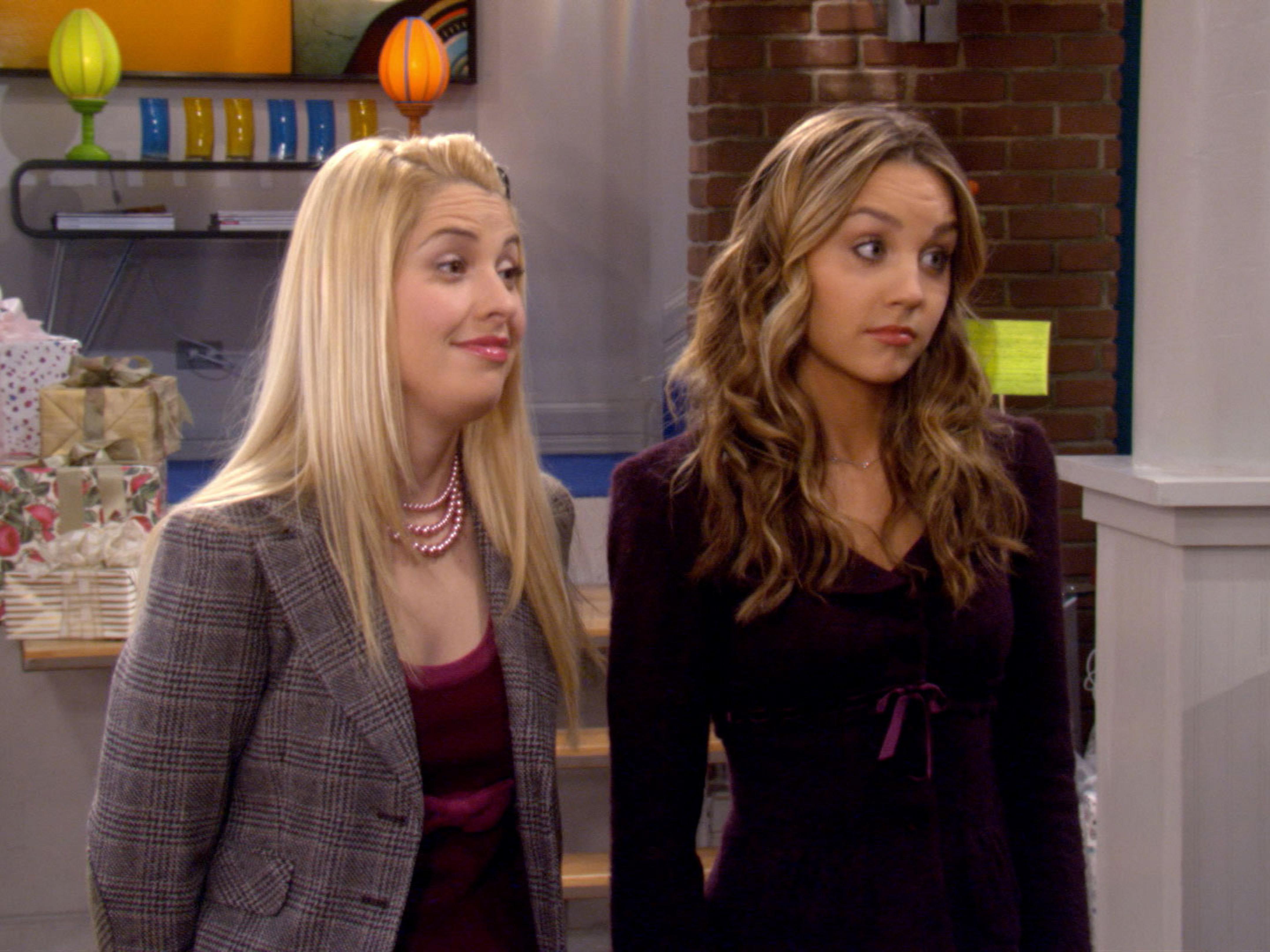 Prime Video: What I Like About You - Season 3