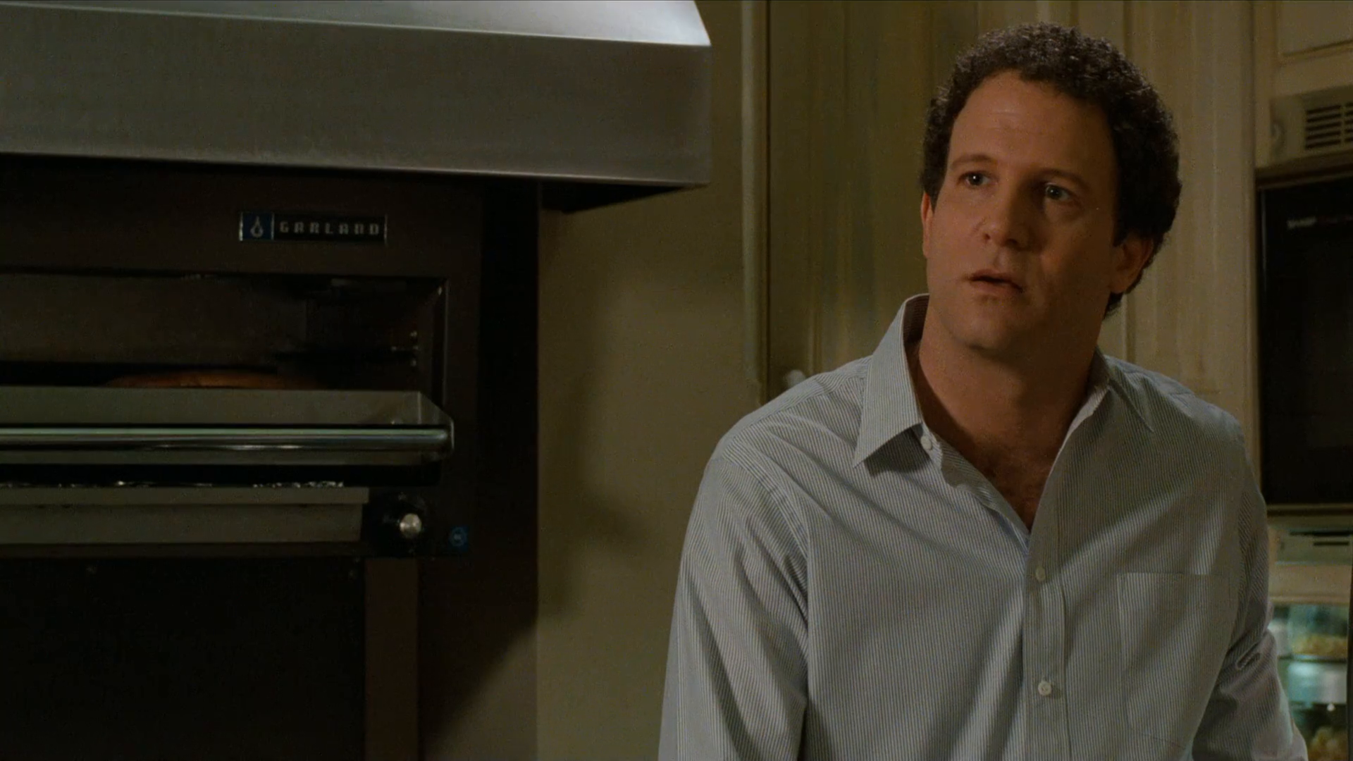 Watch Broadcast News | Prime Video