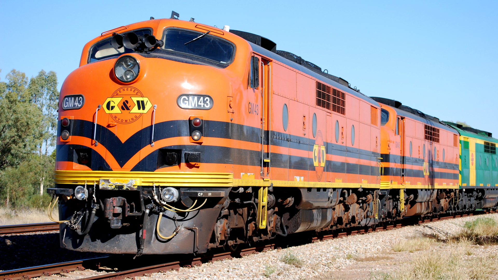 Amazon.com: I Love Toy Trains - All Aboard : Jeff McComas, Tom McComas ...