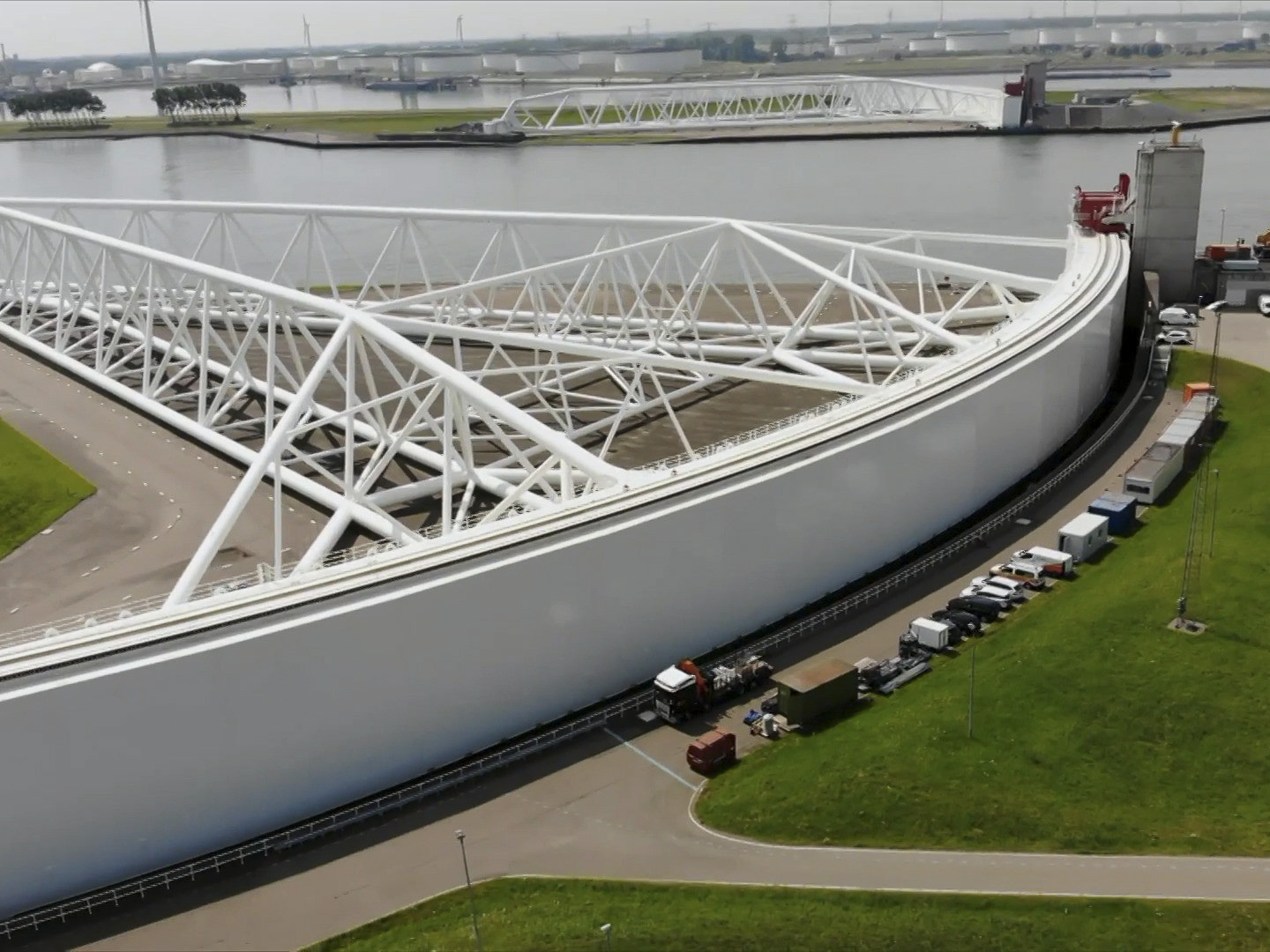 Prime Video: Sea Monsters - Season 2