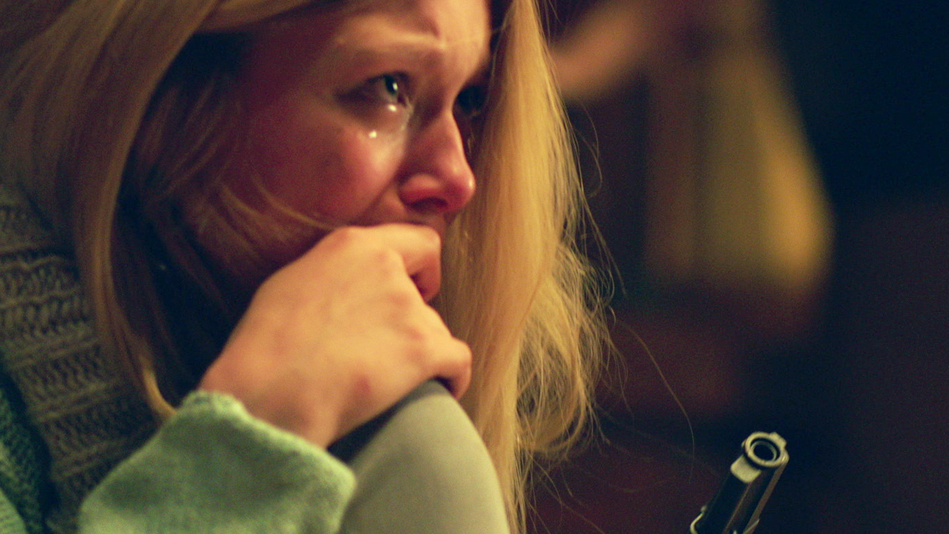 Amazon.co.jp: クローズド 招かれた者たち（字幕版） : エリカ・ダッシャー, エマ・デュモン, カイル・ジョーンズ, コスタ ...