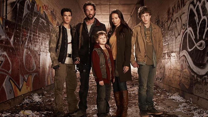 Watch Falling Skies Season 1 | Prime Video