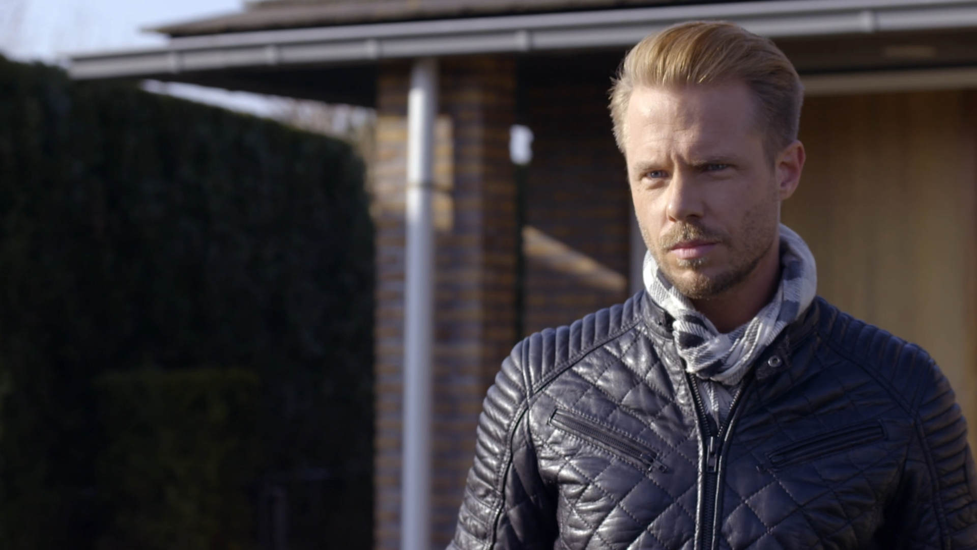 Prime Video: The Neighbors - Season 1