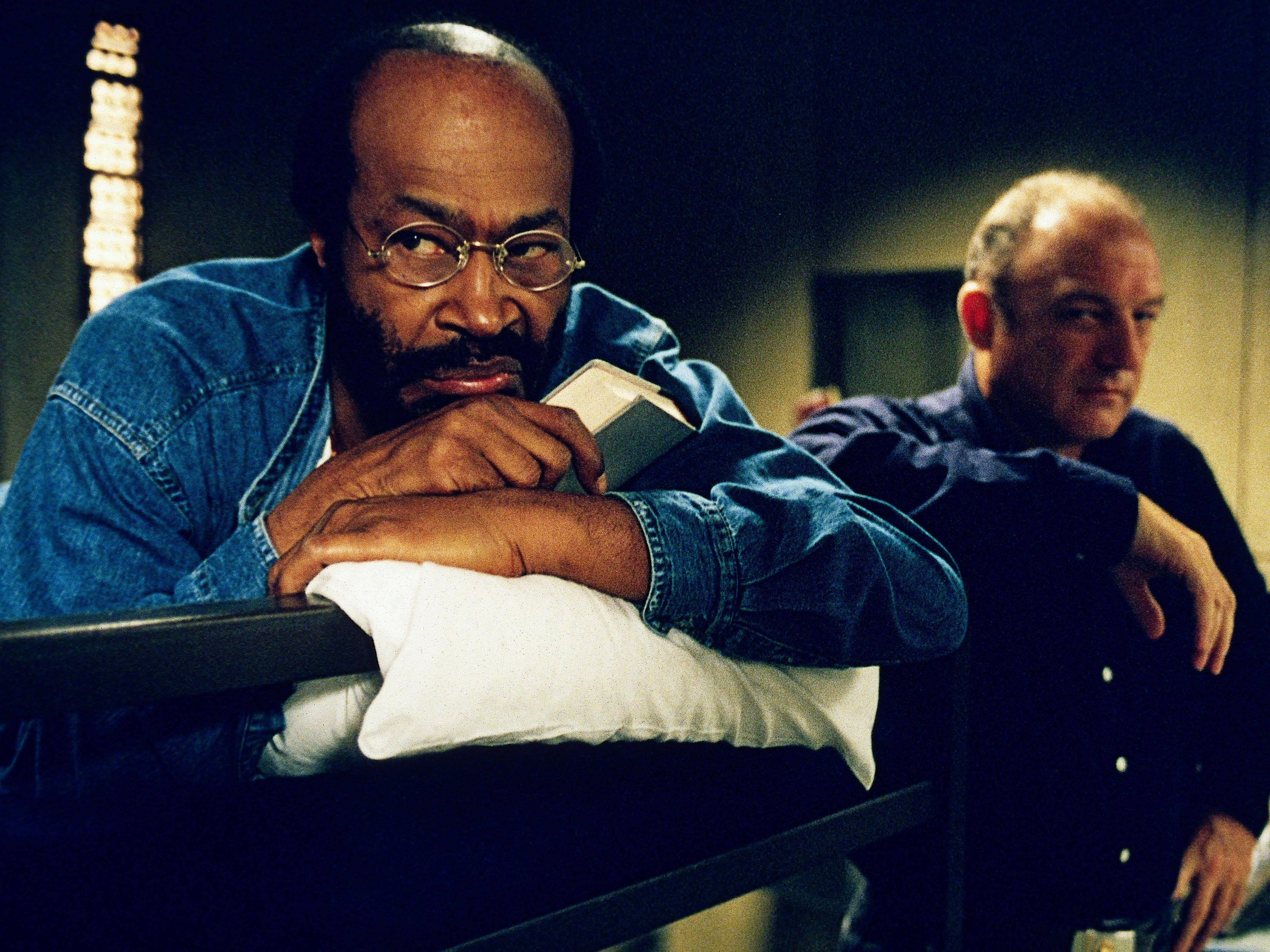 Prime Video: OZ - Season 4