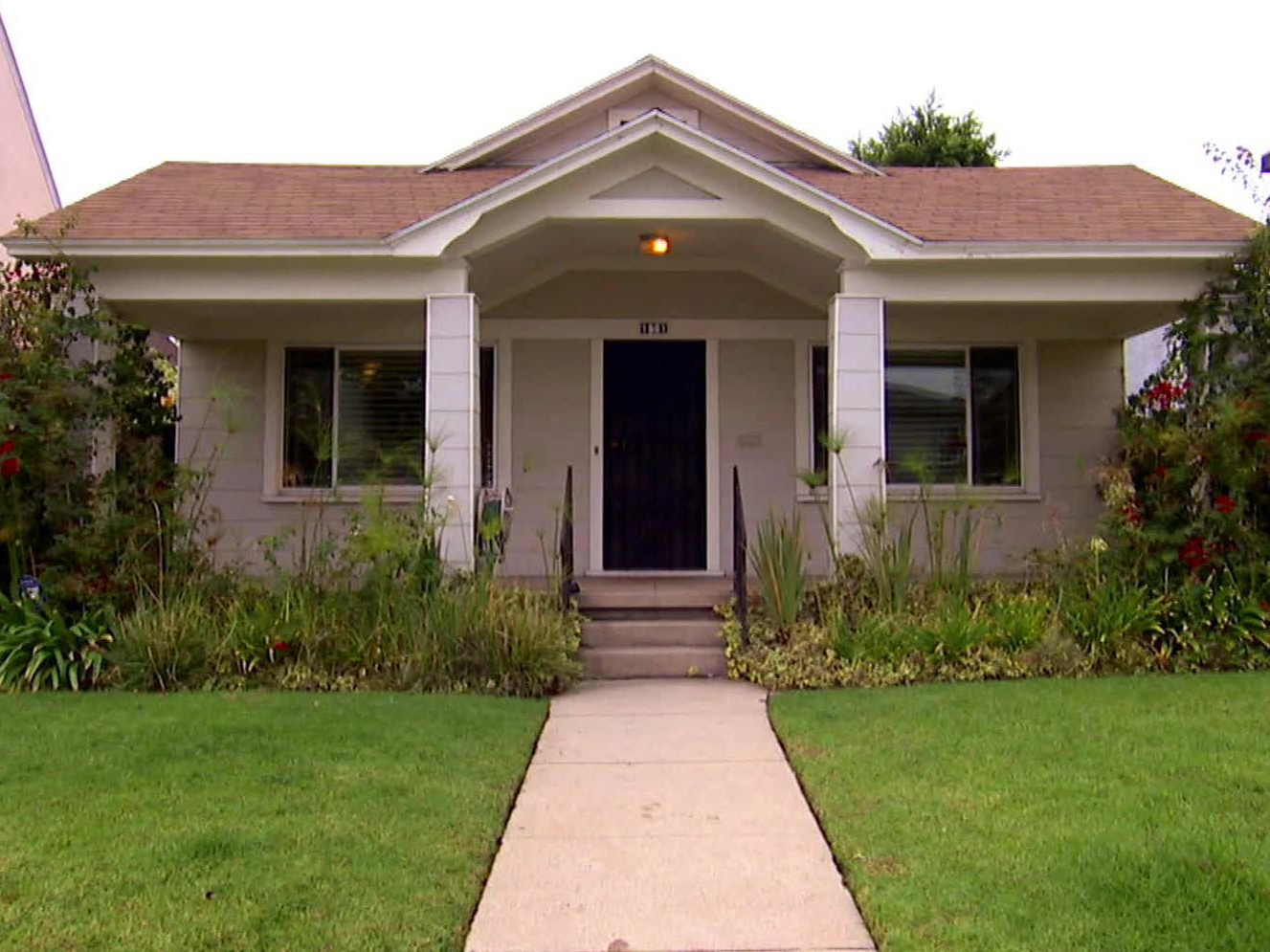 Prime Video: House Hunters: Volume 1 - Season 57