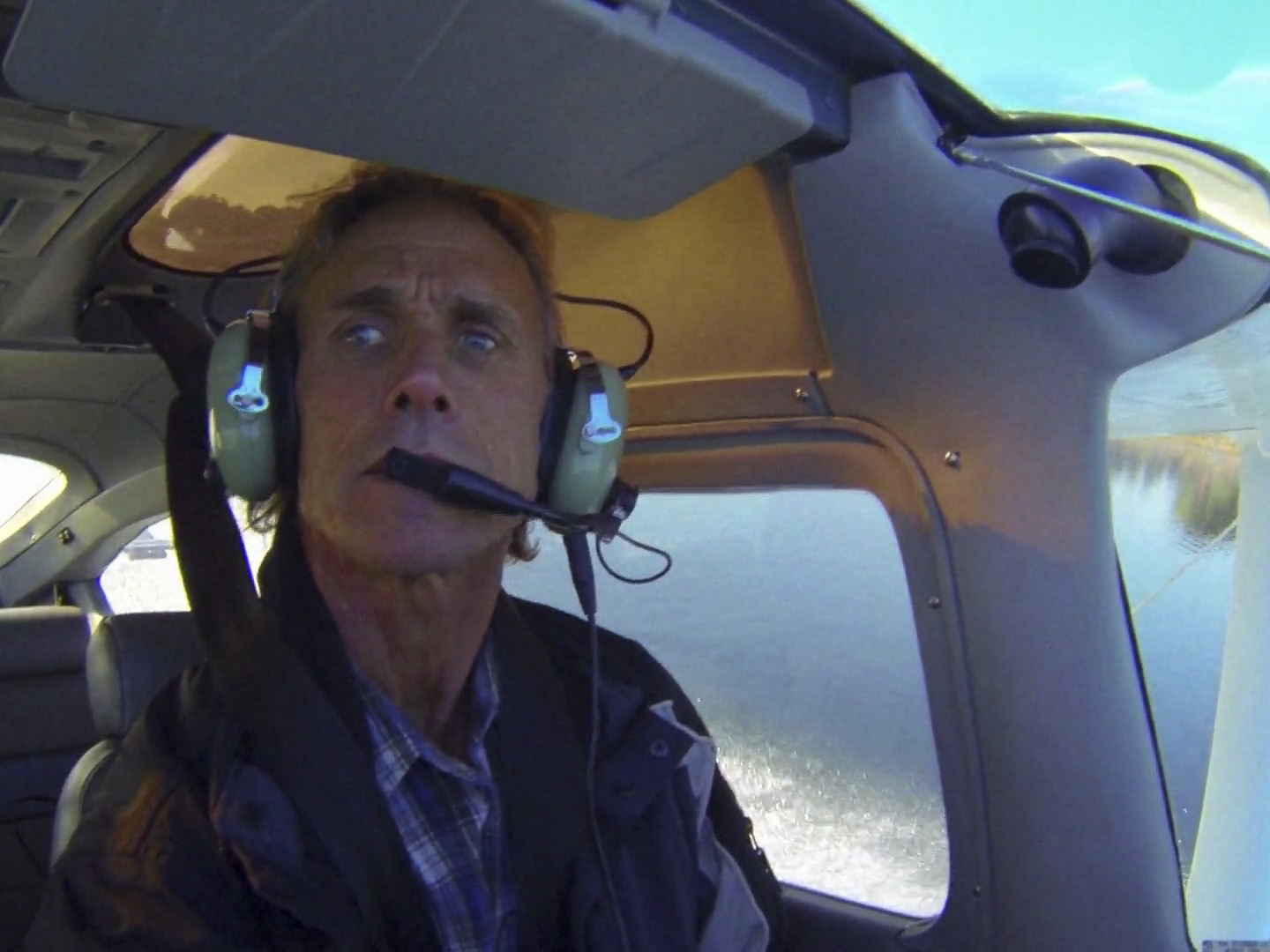 Prime Video: Airplane Repo - Season 1