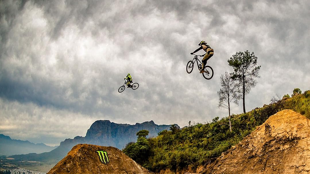 Prime Video: Dangers of DarkFest: Freestyle BMXing