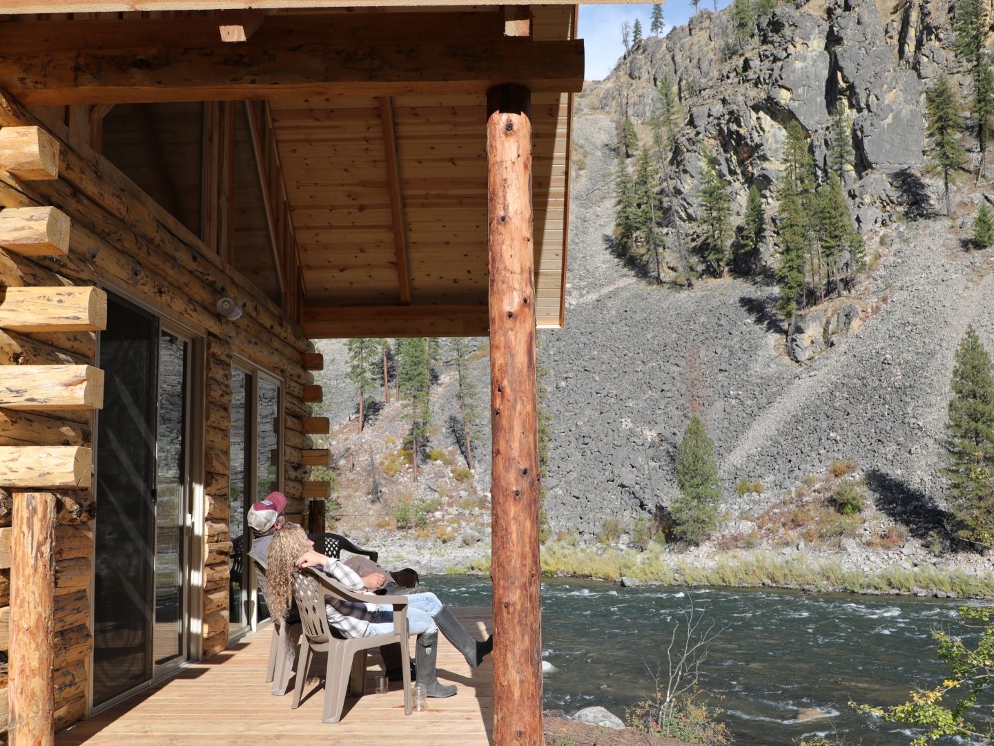 Prime Video: Building Off the Grid - Season 4