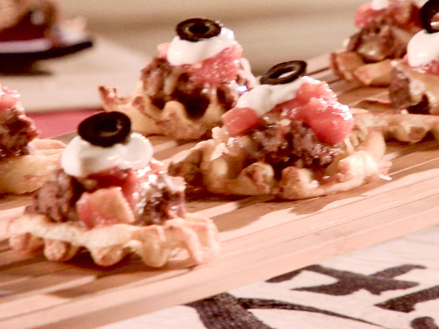 Prime Video: Semi-Homemade Cooking with Sandra Lee - Season 6