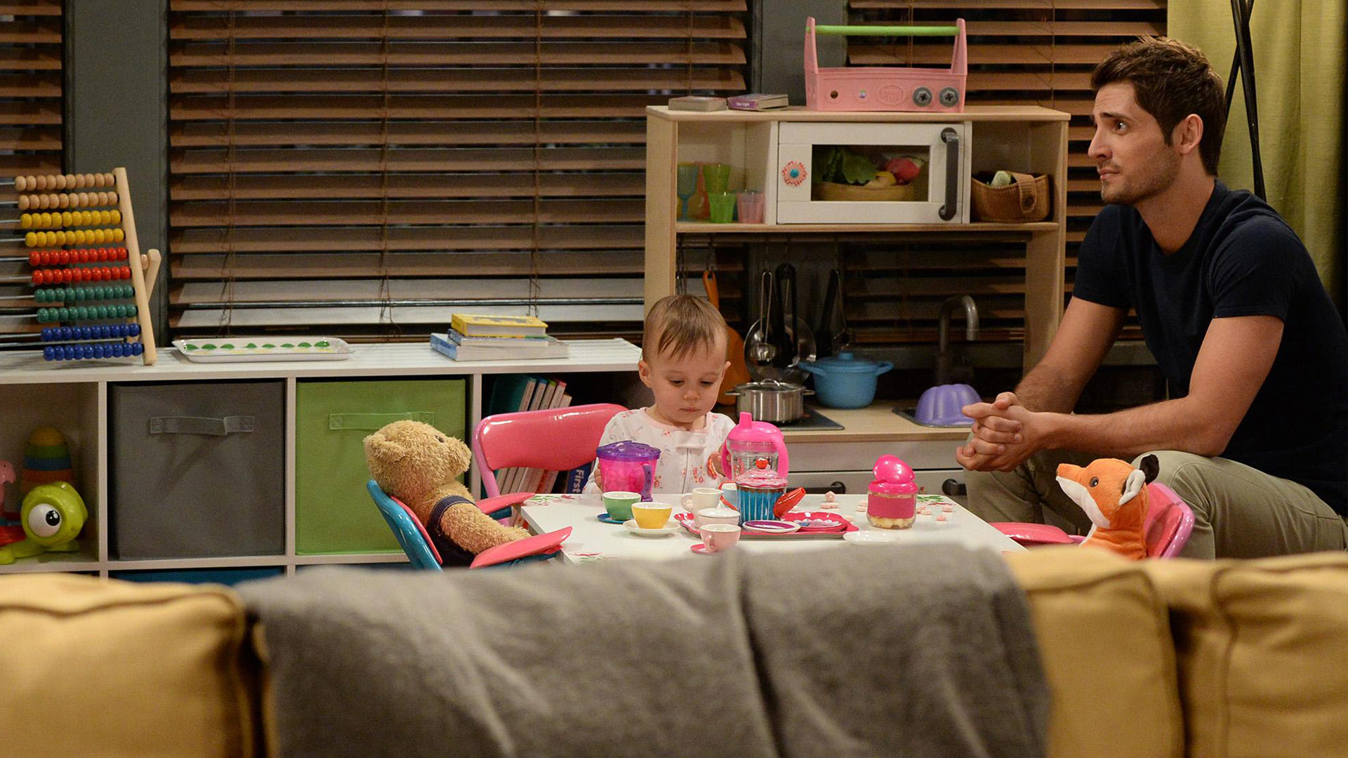 Watch Baby Daddy Season 4 | Prime Video