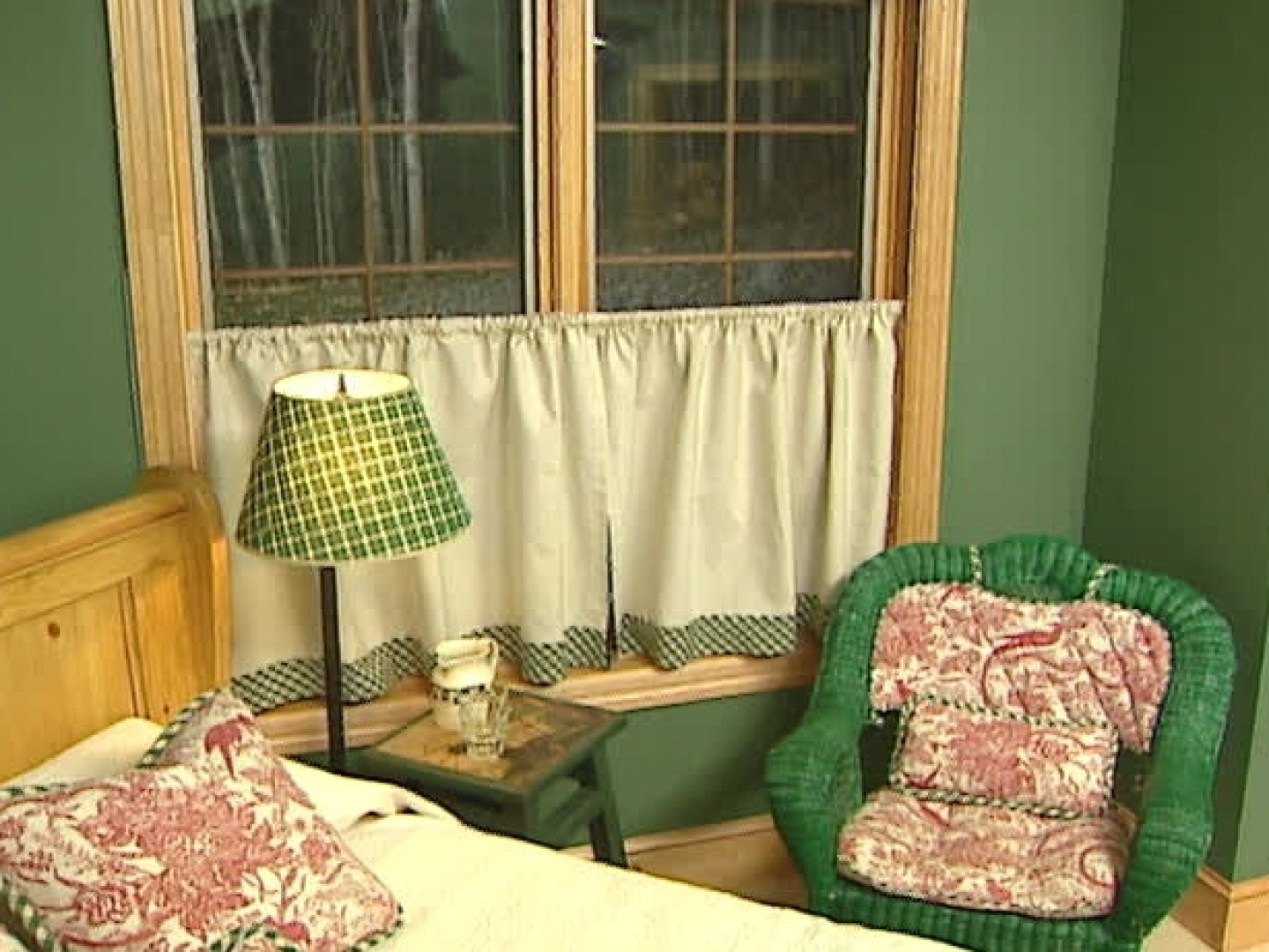 Prime Video: Decorating Cents - Season 2