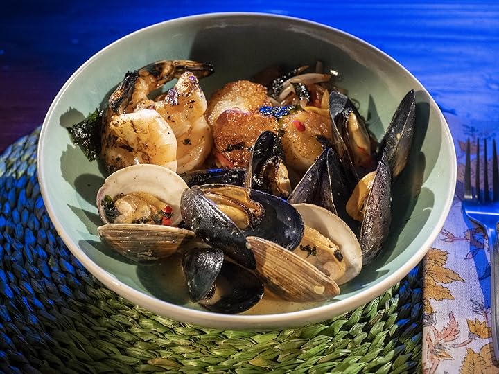 Amazon.com: Guy's Grocery Games - Season 32 : Crista Luedtke, Braunda ...