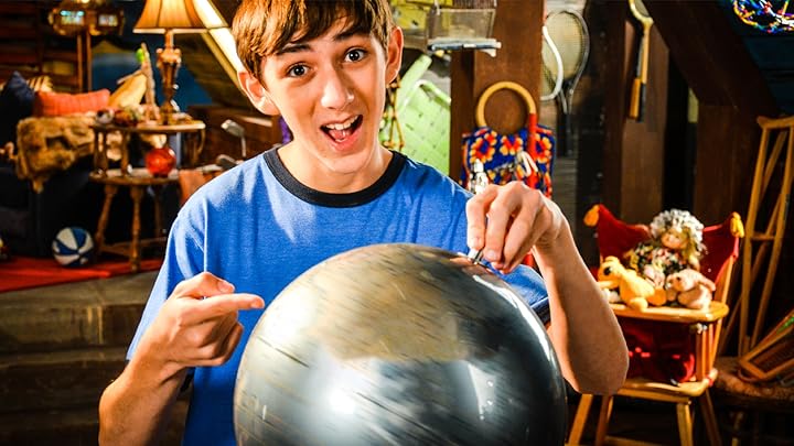 Amazon.com: Averiguando Cosas season-1 : Zoey Siewert, Harrison Houde ...