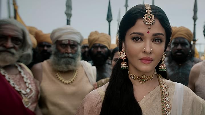 Amazon.com: Ponniyin Selvan Part 2 (Hindi) : Chiyaan Vikram, Aishwarya Rai Bachchan, Jayam Ravi ...