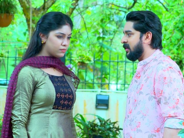 Prime Video: Thumbapoo Season 4