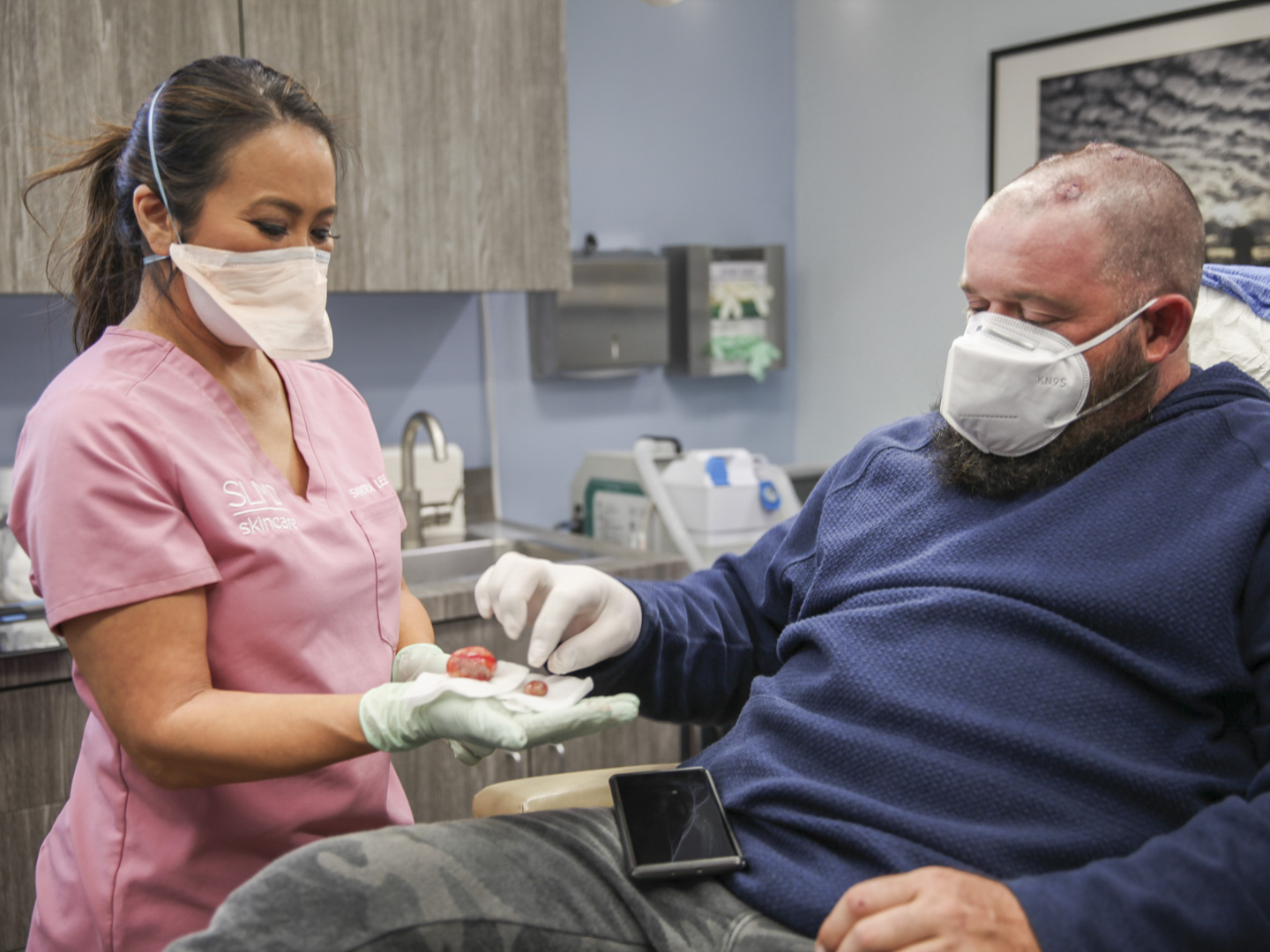 Prime Video: Dr. Pimple Popper - Season 8