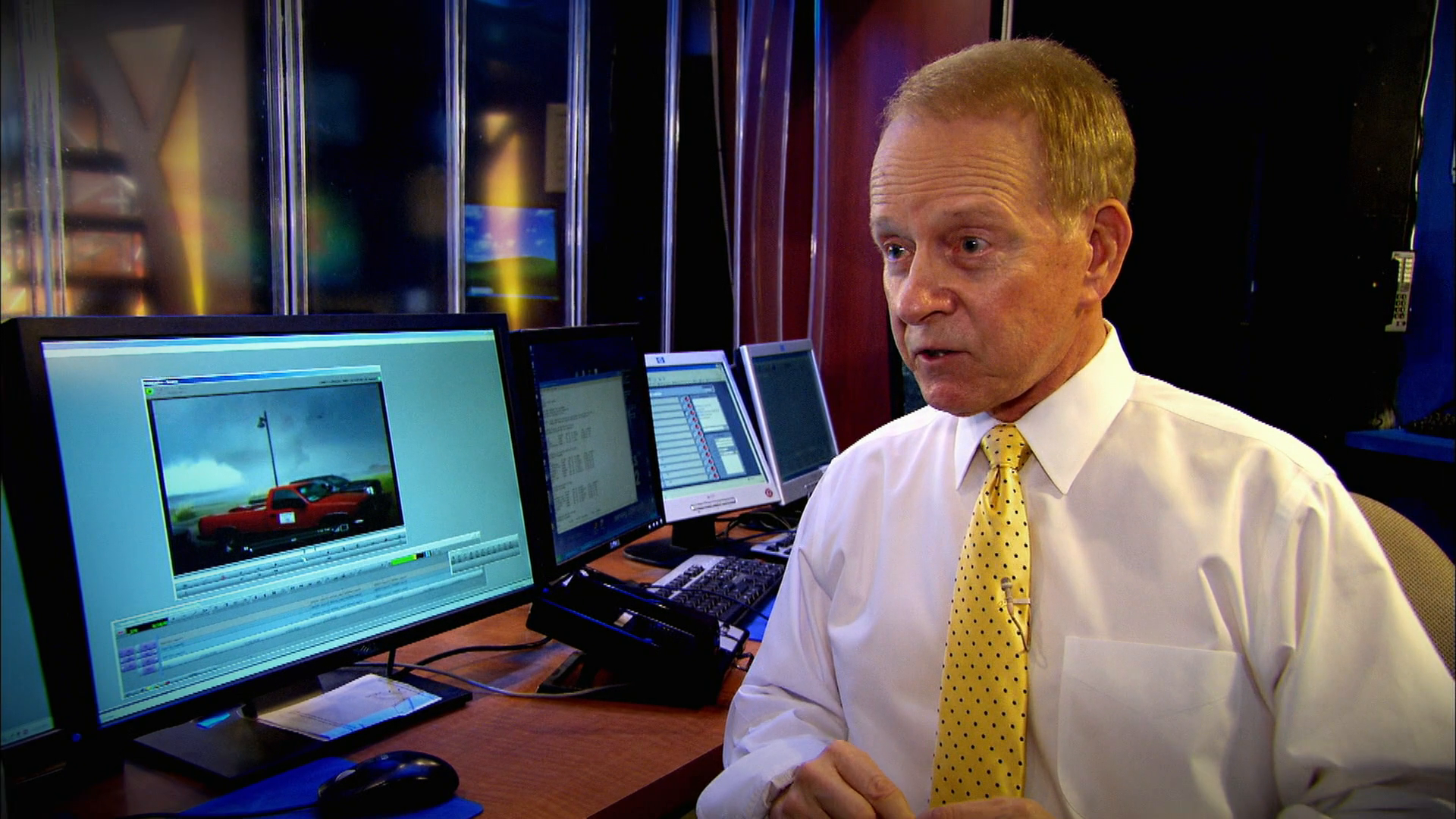 Amazon.com: Deadliest Tornadoes : Craig Sechler, Sean Varley, Pioneer ...