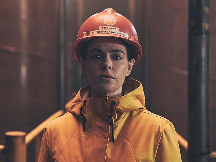 Amazon.com: The Rig - Season 1 : Iain Glen, Emily Hampshire, Martin ...