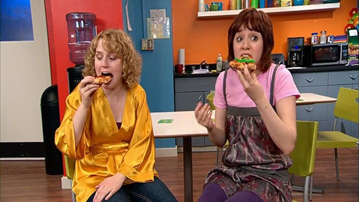 Prime Video: That's So Weird 1