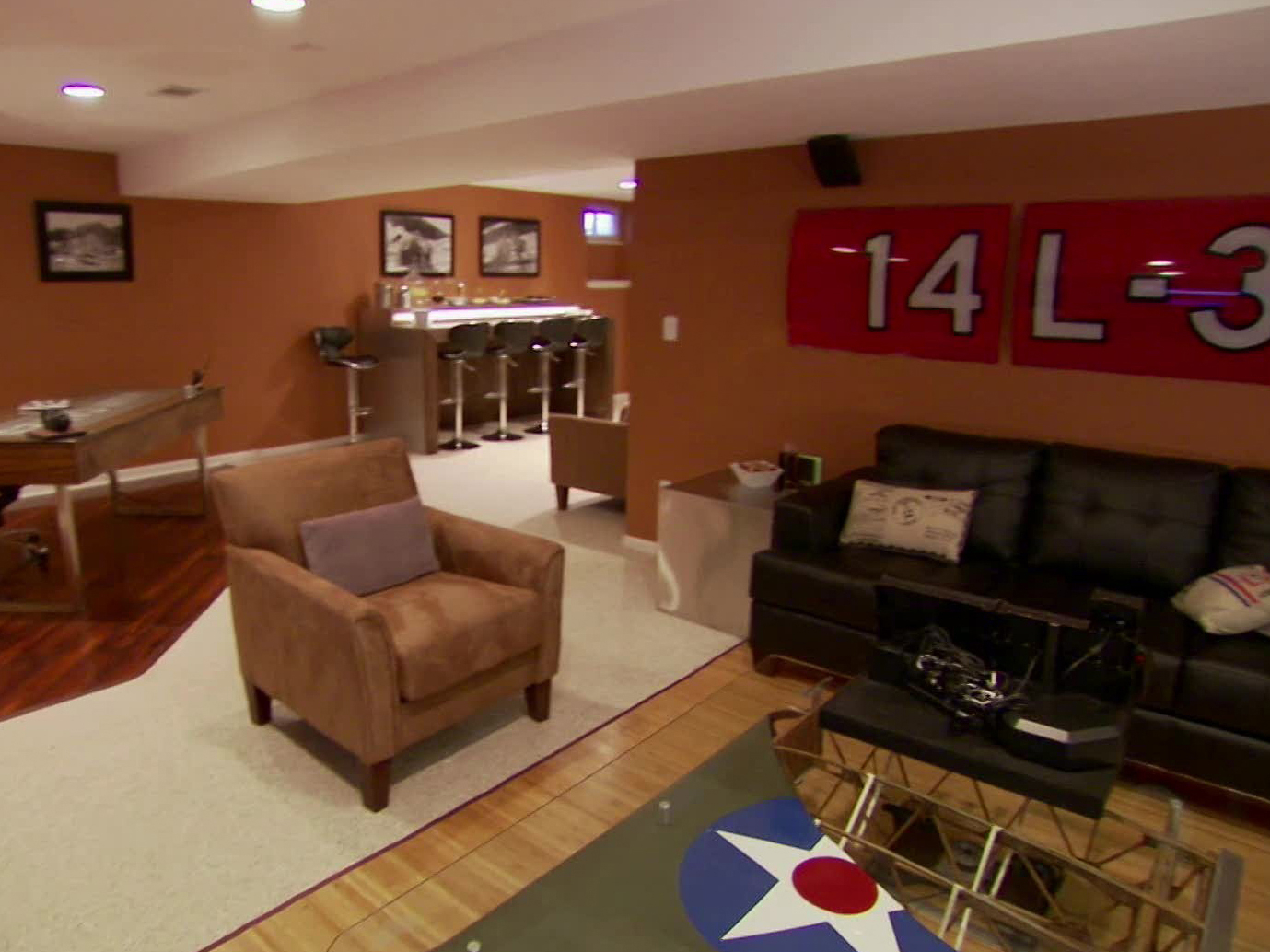 Prime Video: Man Caves - Season 10